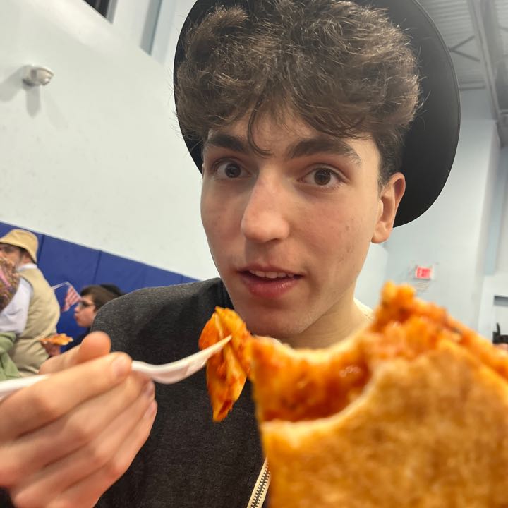 josh.kugel's Pizza Review at Round Table Pizza | One Bite josh.kugel's Pizza Review at Round Table Pizza | One Bite