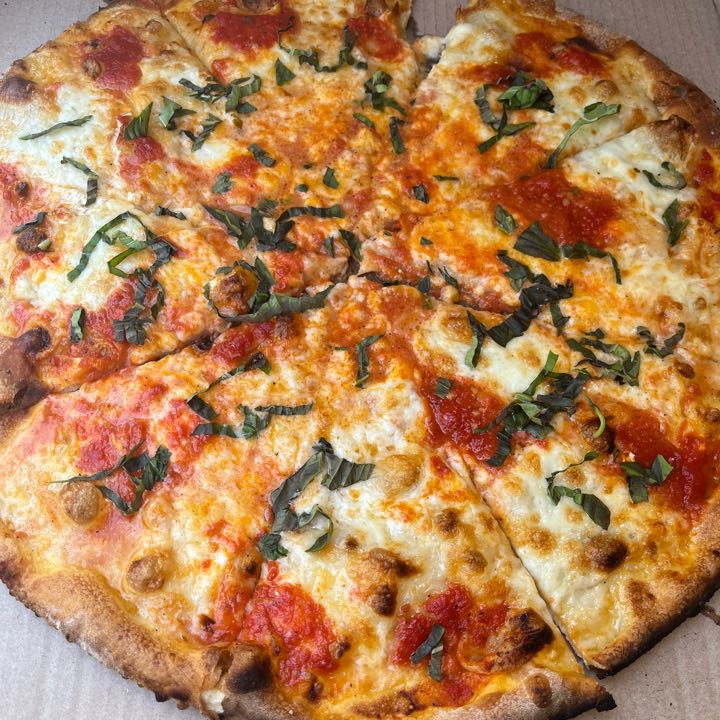 pizzaflorida's Pizza Review at Tucci's Pizza | One Bite