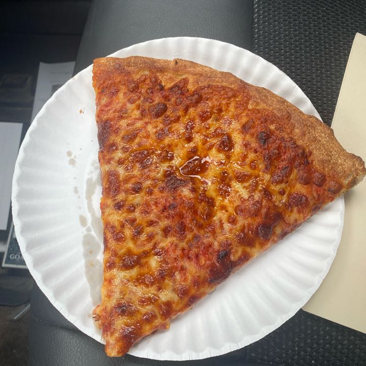 bostonsportfan91's Pizza Review at Dragon Pizza | One Bite