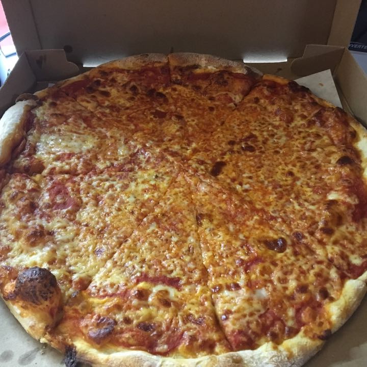 frank.reese's Pizza Review at Max's Pizzeria | One Bite