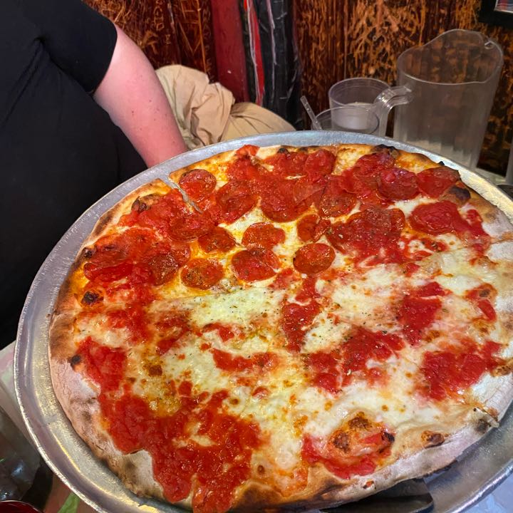 thomas.rorick's Pizza Review at John's of Bleecker Street | One Bite