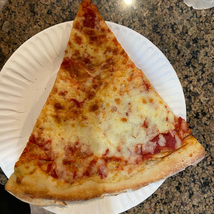Carlito's Pizzeria Reviews | East Patchogue, NY | One Bite