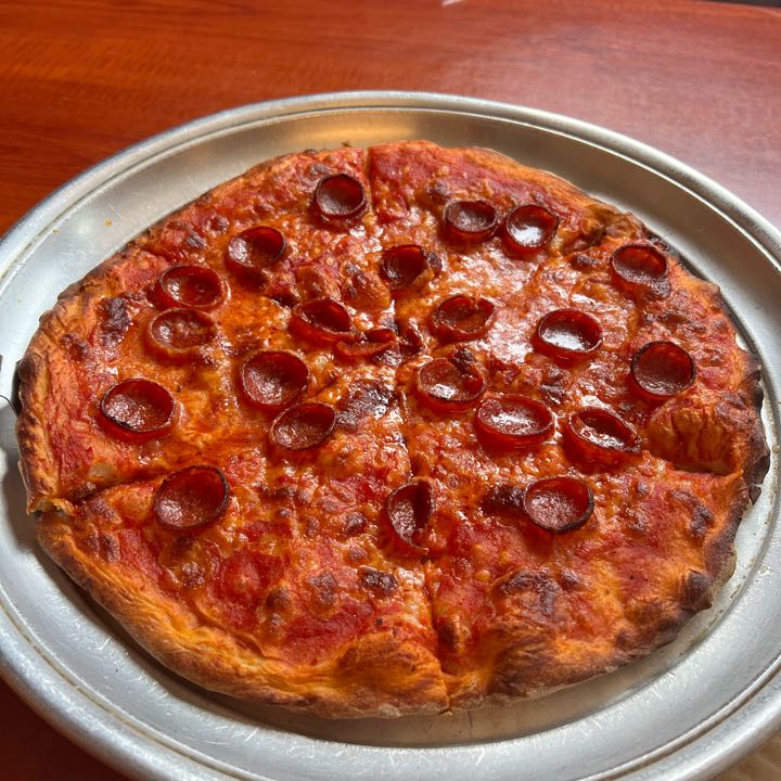 dan.hicks3's Pizza Review at DeLucia's Brick Oven Pizza | One Bite